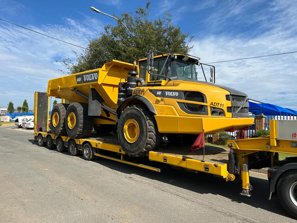 ARTICULATED Dump Trucks - ADT40 VOLVO - Ubhuti Services (PTY) LTD
